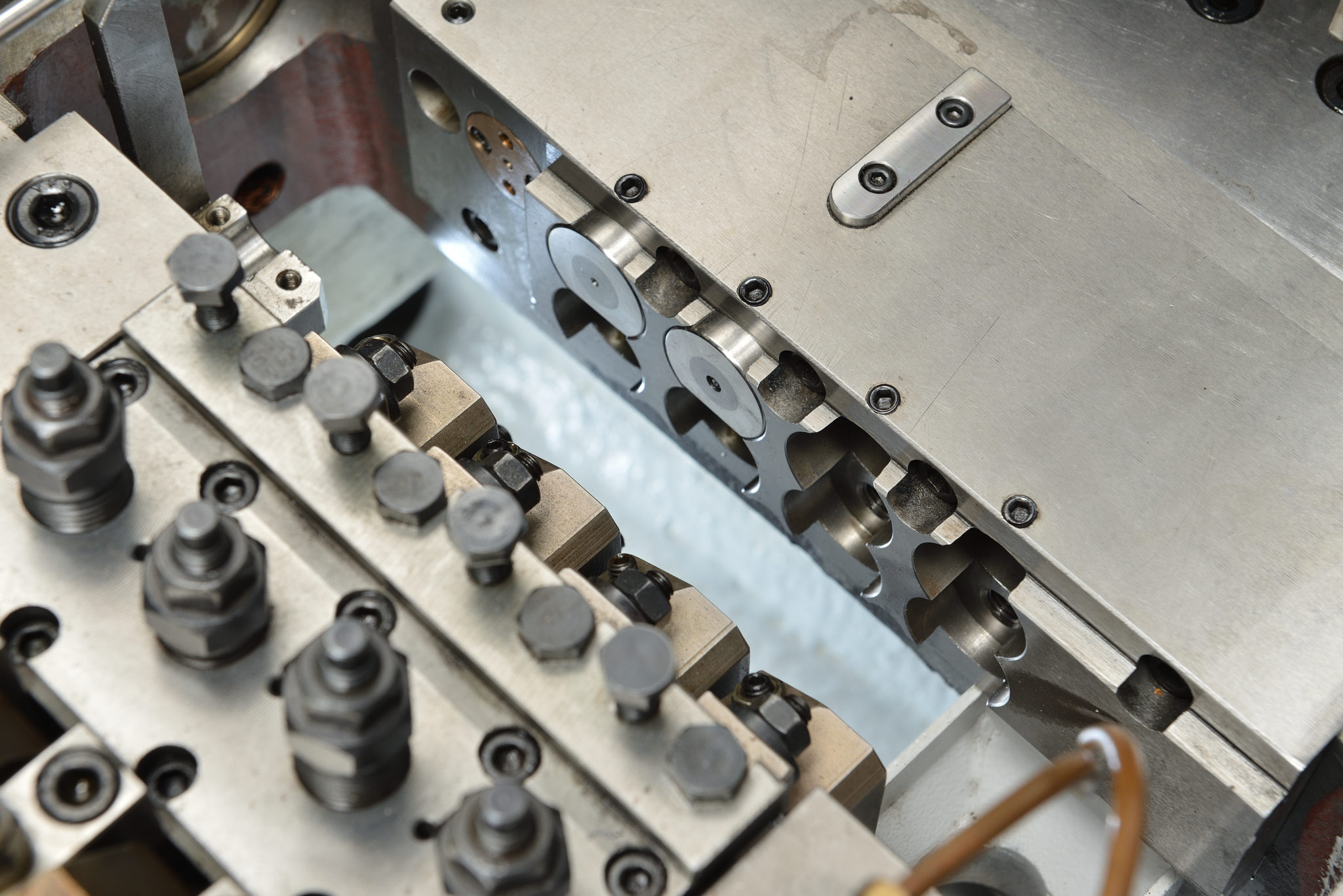 Truform Equipment | Micro Formers